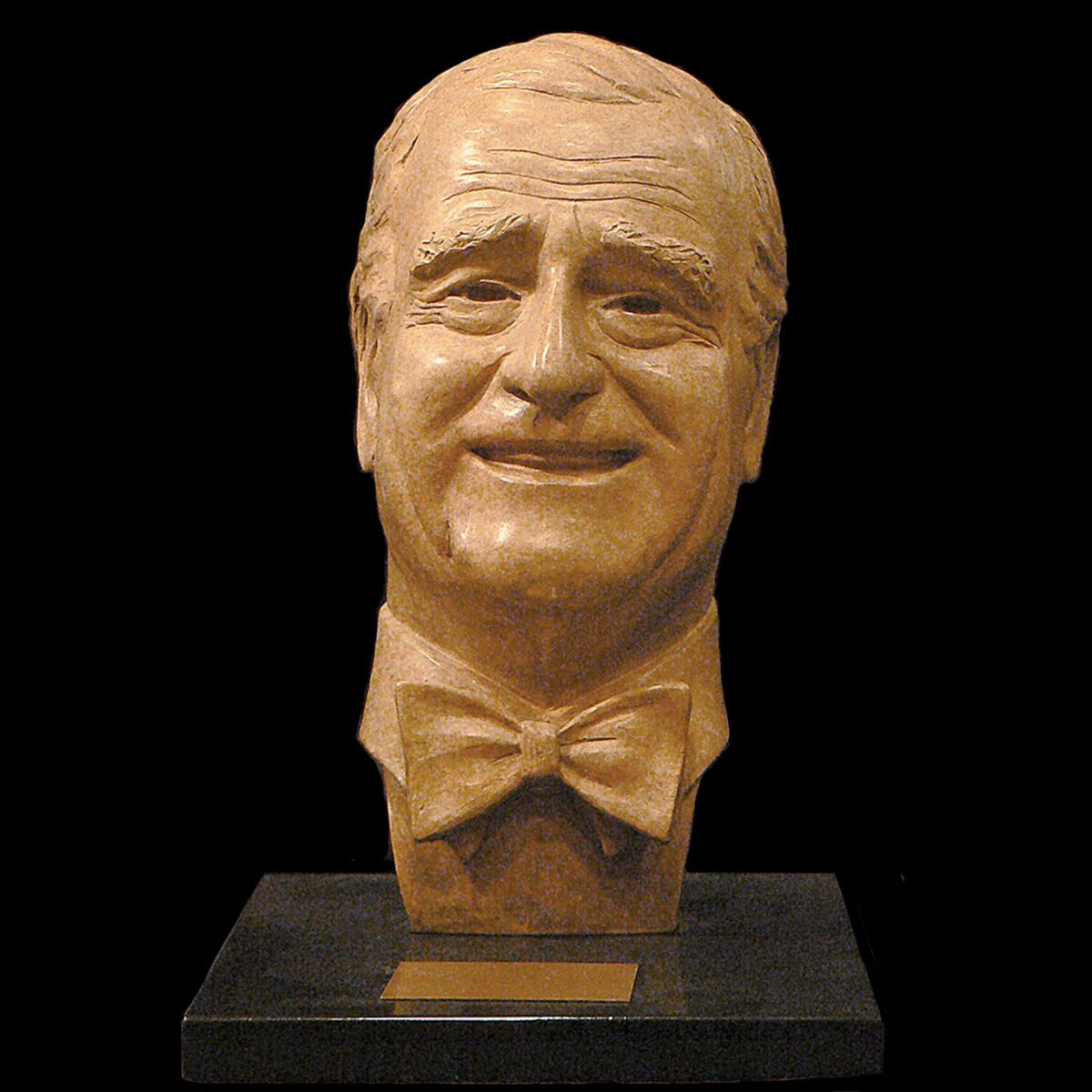 Sidney Frank Portrait – Mike Leckie Sculpture